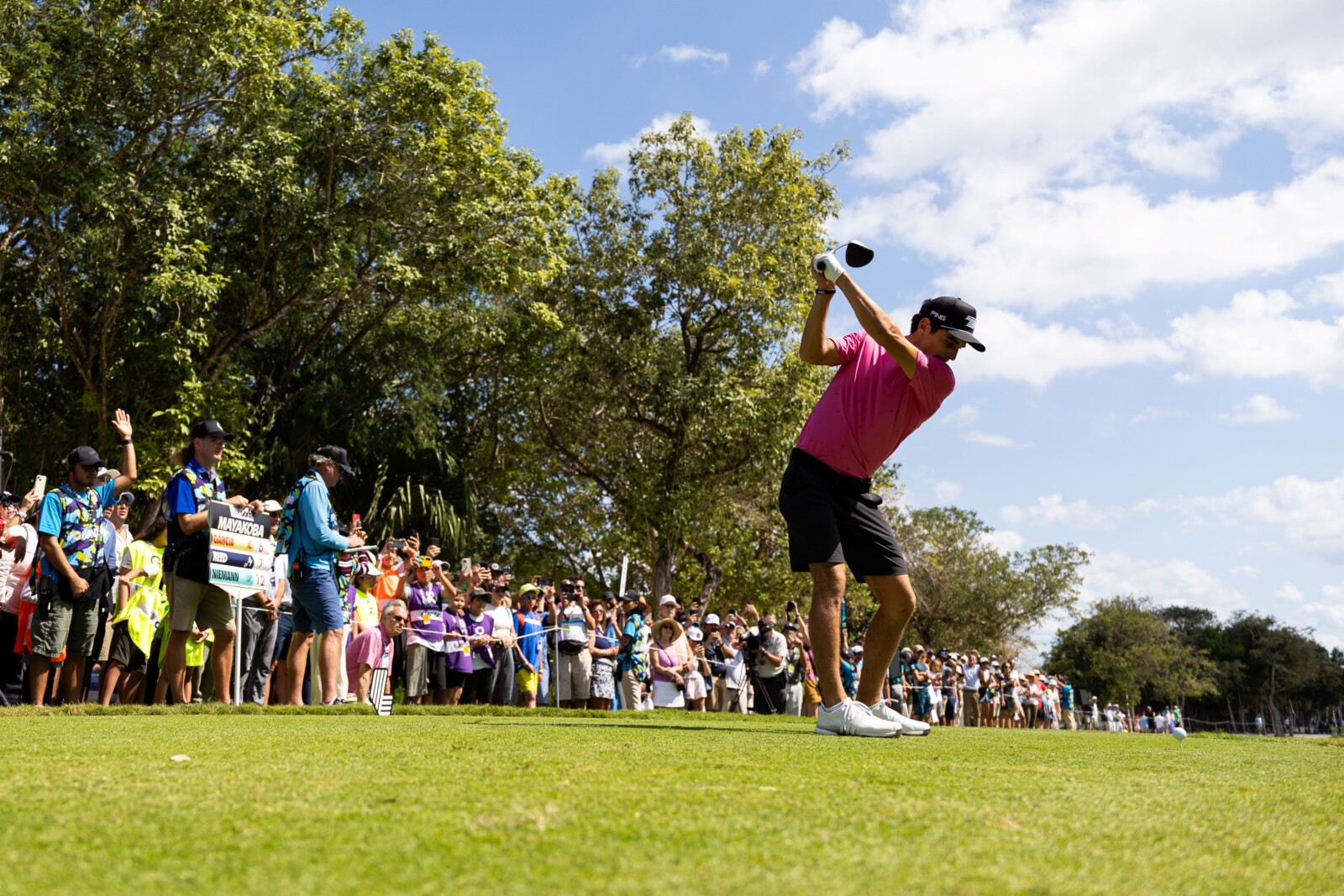 Niemann maintains lead in Mexico - Golf News | Golf Magazine