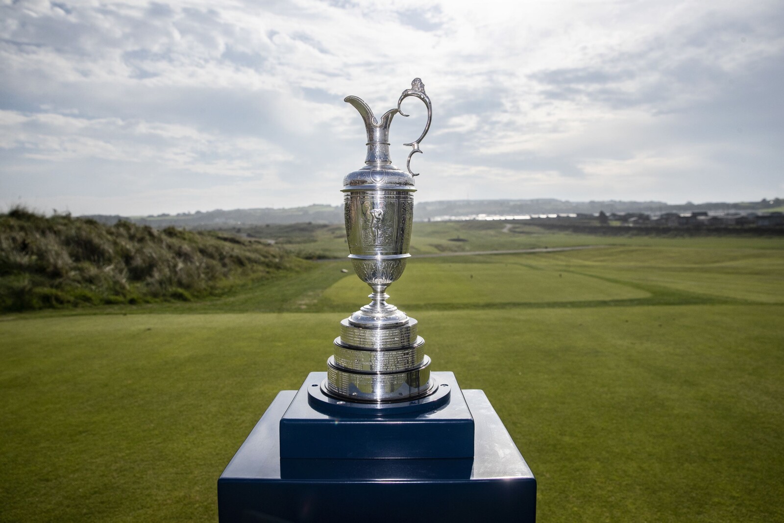 FORMER PRISONER CLAIMS SPOT IN THE OPEN - Golf News | Golf Magazine